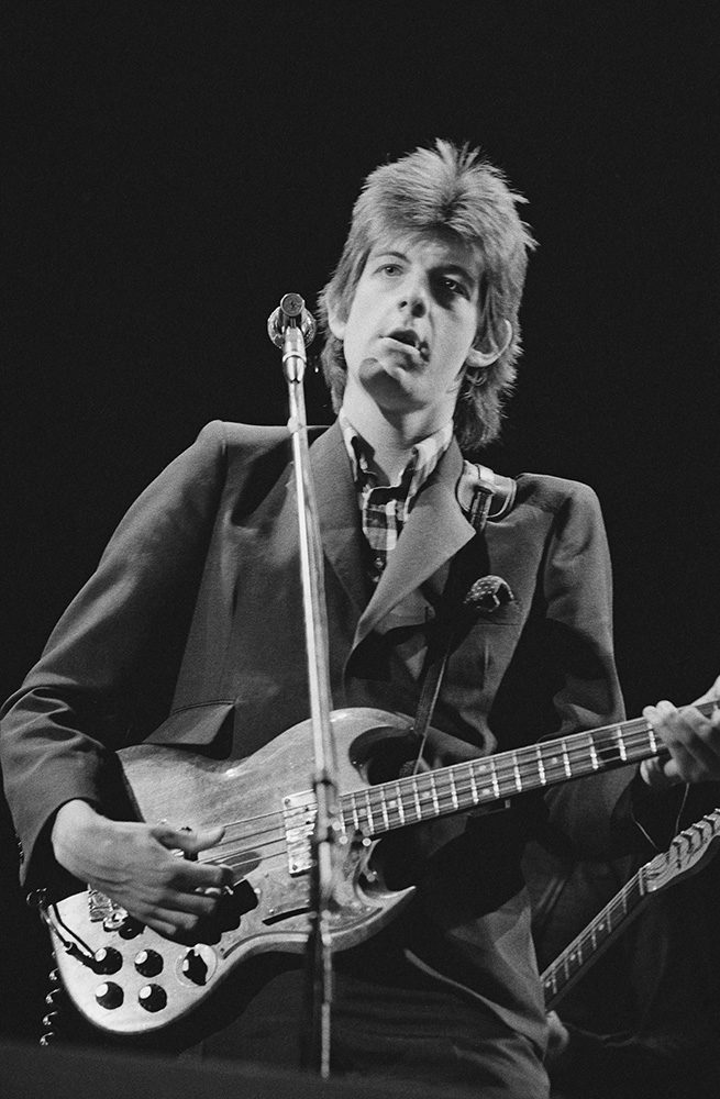 Nick Lowe On Stage | Michael Putland Archive